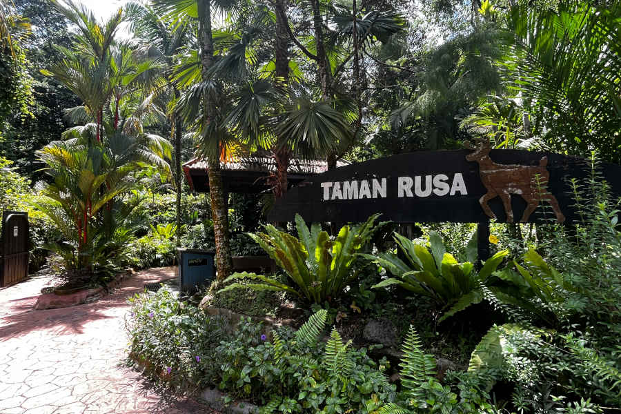 Tourist Guide - Perdana Botanical Garden Kuala Lumpur Malaysia