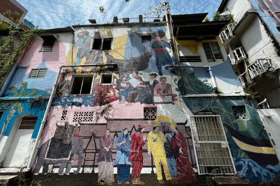 Discover Melaka Street Art and Murals • The Gees Travel