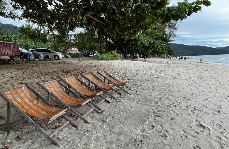 6 Things To Do In Batu Ferringhi Beach, Penang • The Gees Travel