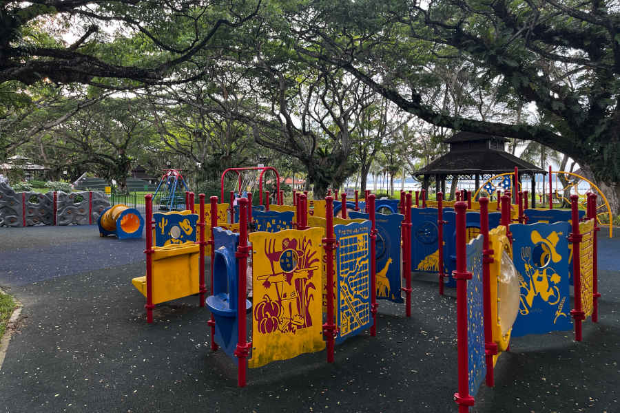 Pasir Ris Park Singapore • The Gees Travel