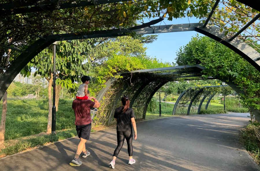 Sengkang Riverside Park Singapore • The Gees Travel